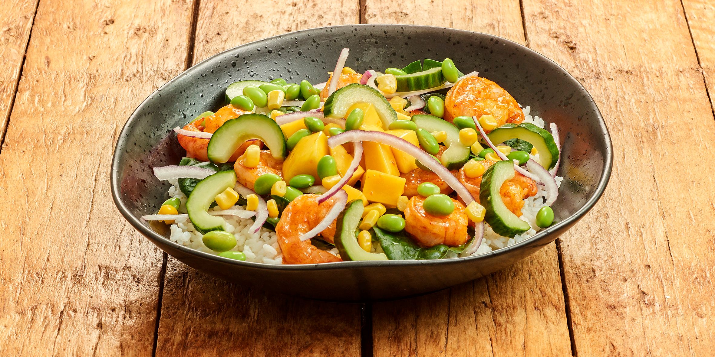 Poké bowl met gemarineerde gamba's | Uitgekookt